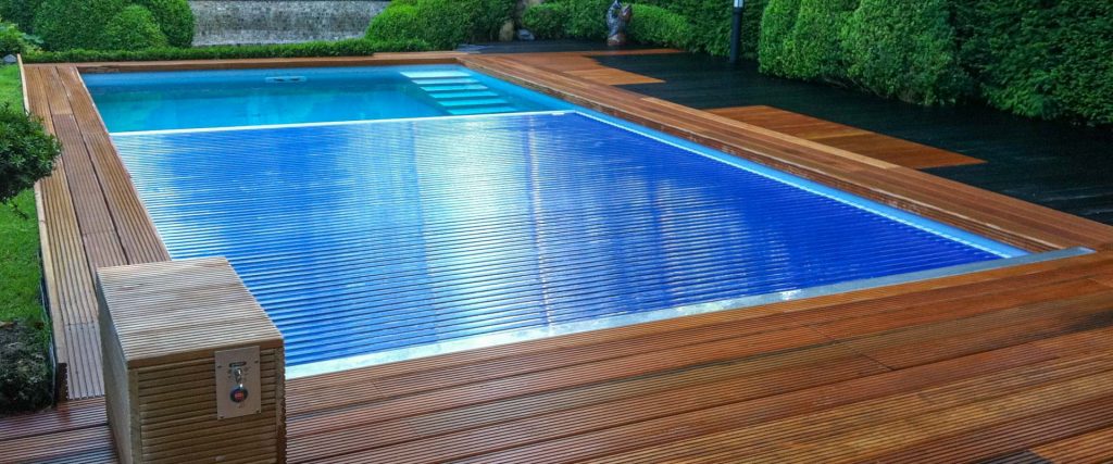 Automatische Schwimmbadabdeckung Typ IBS-9 – grando GmbH (DE)